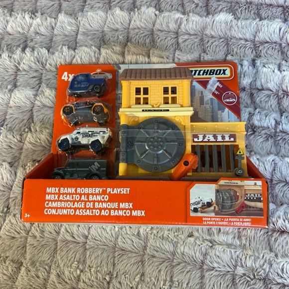 MATCHBOX | Toys | Matchbox Bank Robbery Playsetnew With 4 Cars | Poshmark